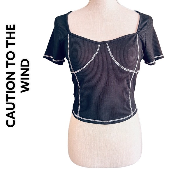 Caution To The Wind | Tops | Caution To The Wind Black Short Sleeve ...